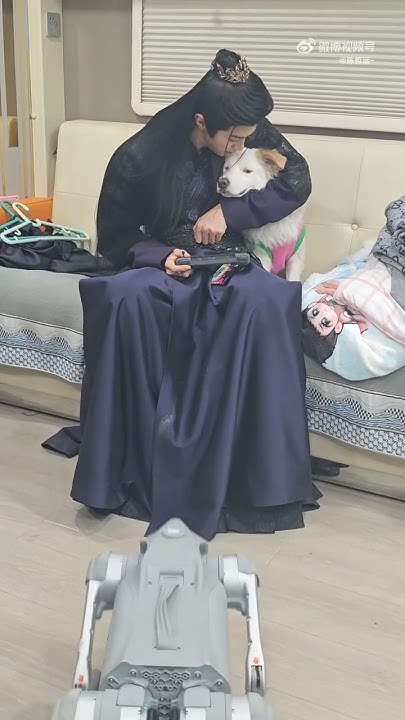 250127 โมเม้นป๊าเฉินกับลูกชายน่ารัก😂 Weibo Update #chenzheyuan - YouTube