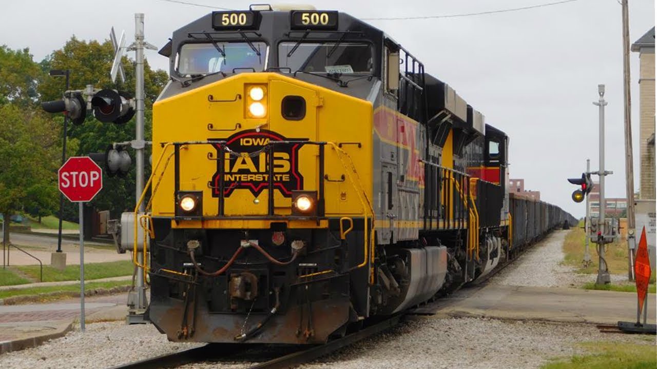 IAIS 500 Leads the SISA - Davenport, IA - 8/27/2017 - YouTube