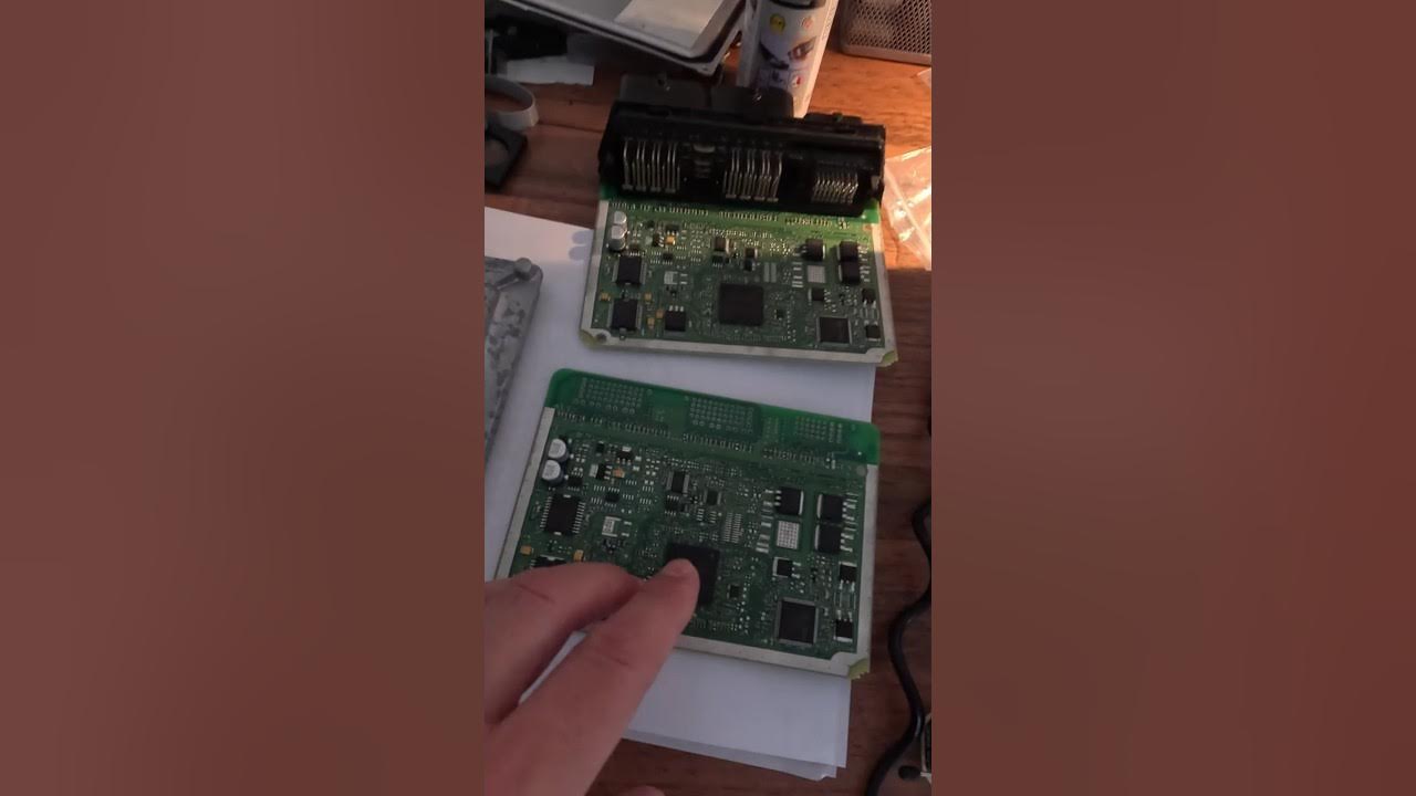 Clonage en cours calculateur moteur ECU Valeo V46.11 Peugeot 208 1.2 Puretech #automobile #ecu ...