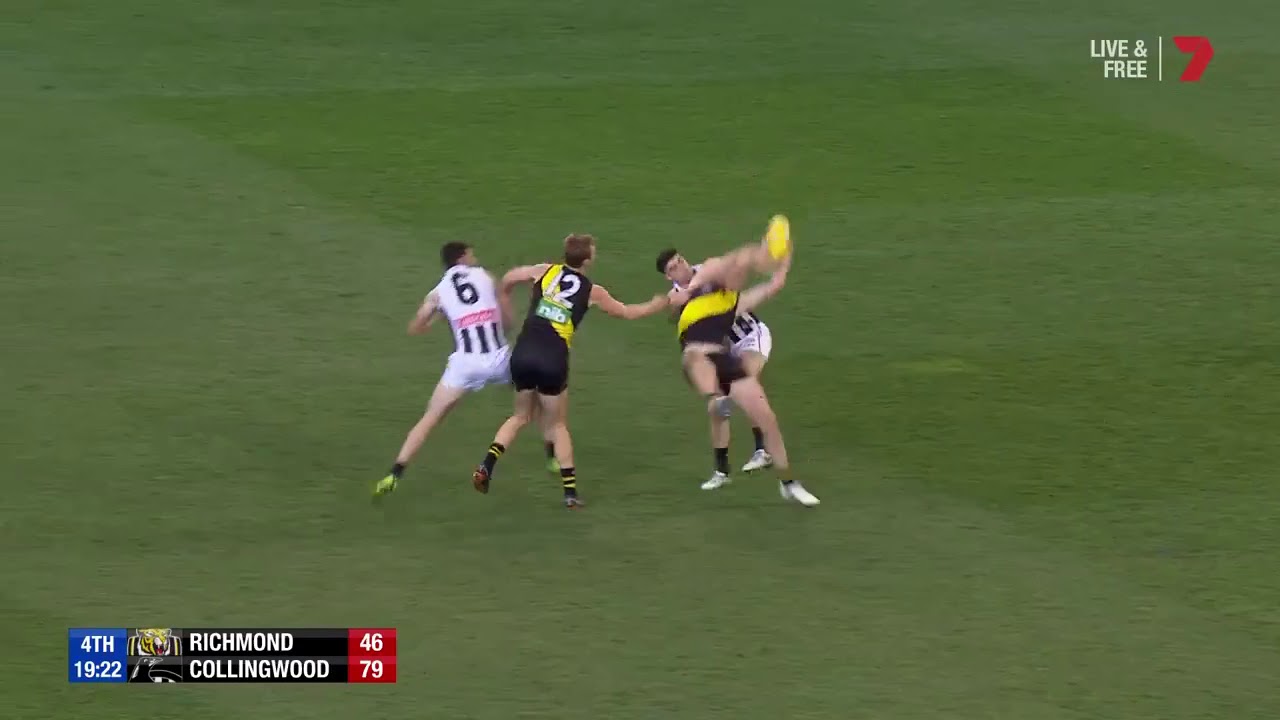 Jack Riewoldt great mark - YouTube