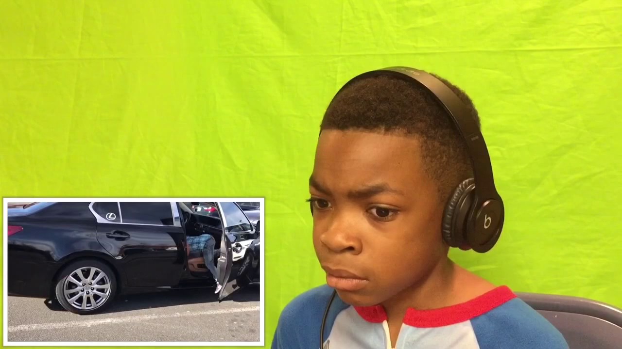 REACTION | BAD BOYS DRIVING DADS CAR! ANTHONY AND CHASES TOY HUNT ...