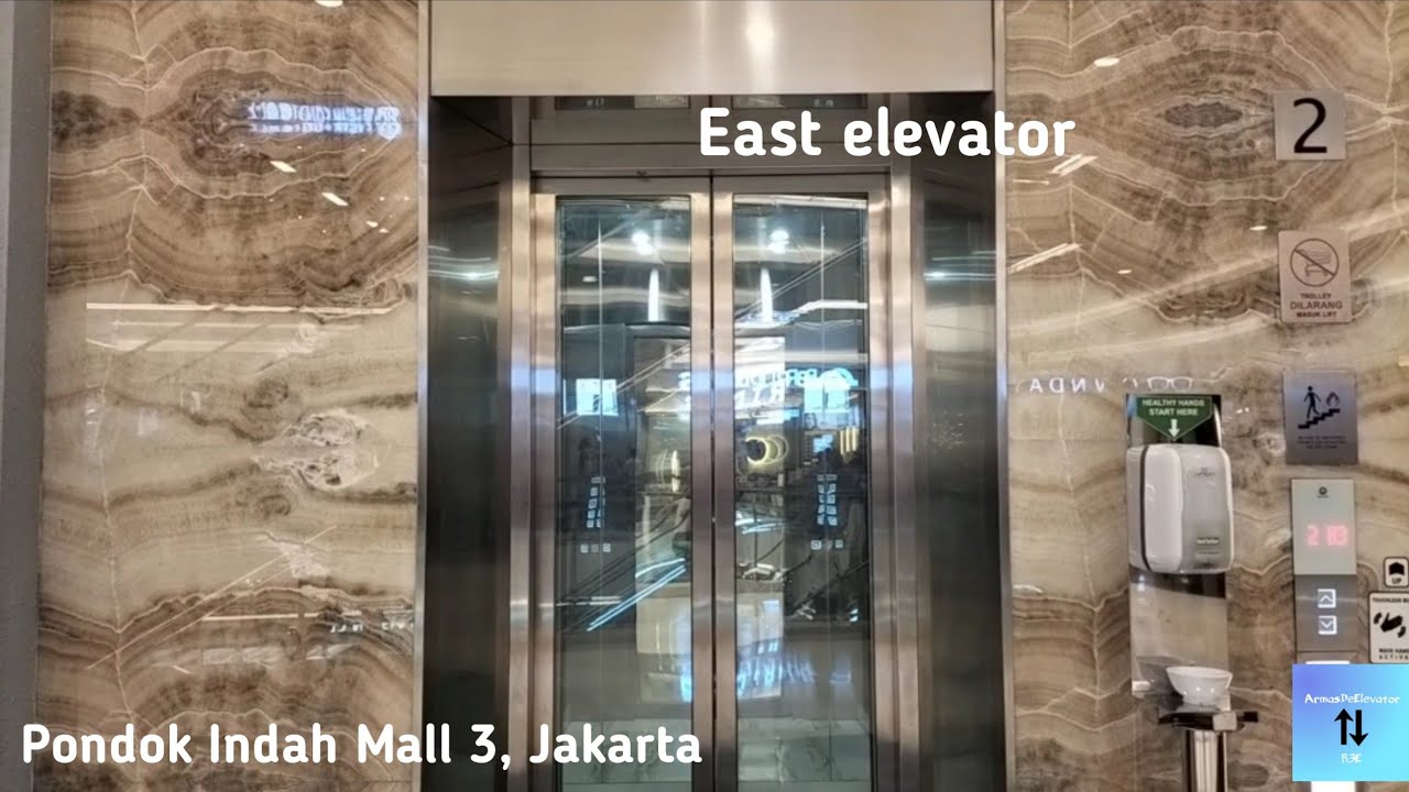 Schindler clean call elevator at Pondok Indah Mall 3, South Jakarta ...