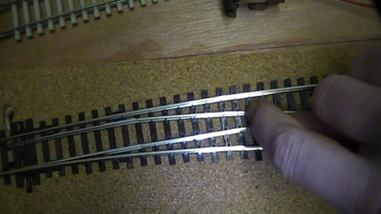 Electrofrog Points (Peco) Pt2 - YouTube