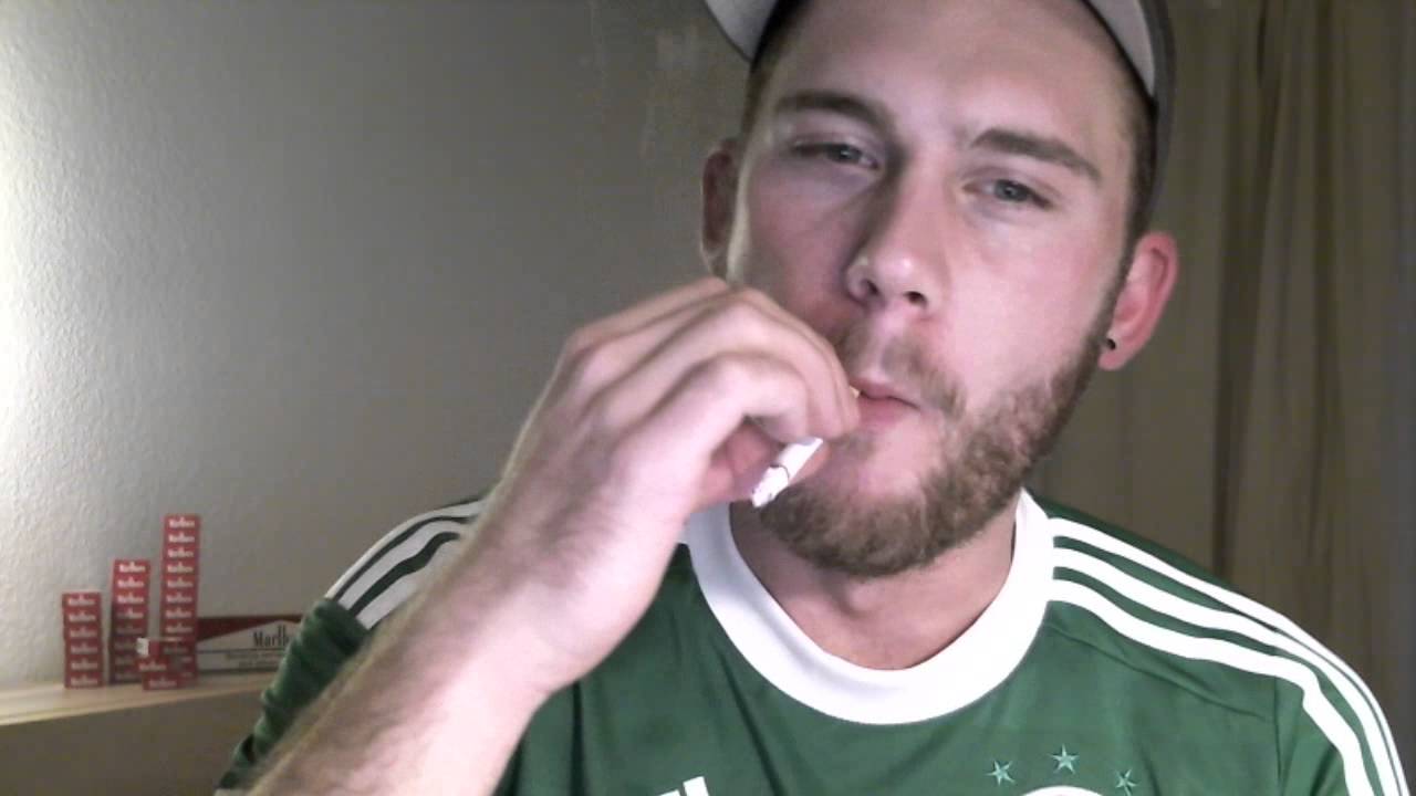 Smokin A Red - YouTube