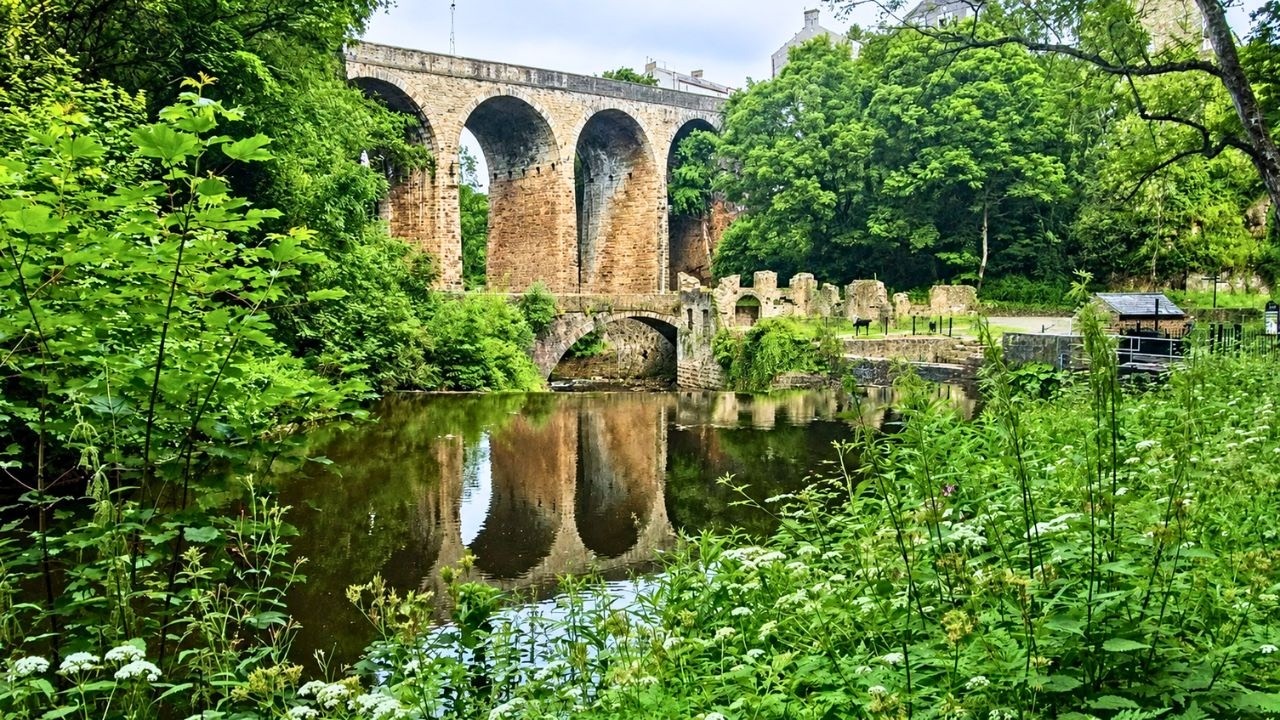 A Walk Through the Torrs, New Mills, English Countryside 4K - YouTube