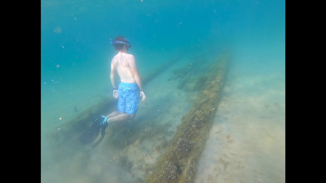 Eagle Shipwreck, Northport Michigan - YouTube