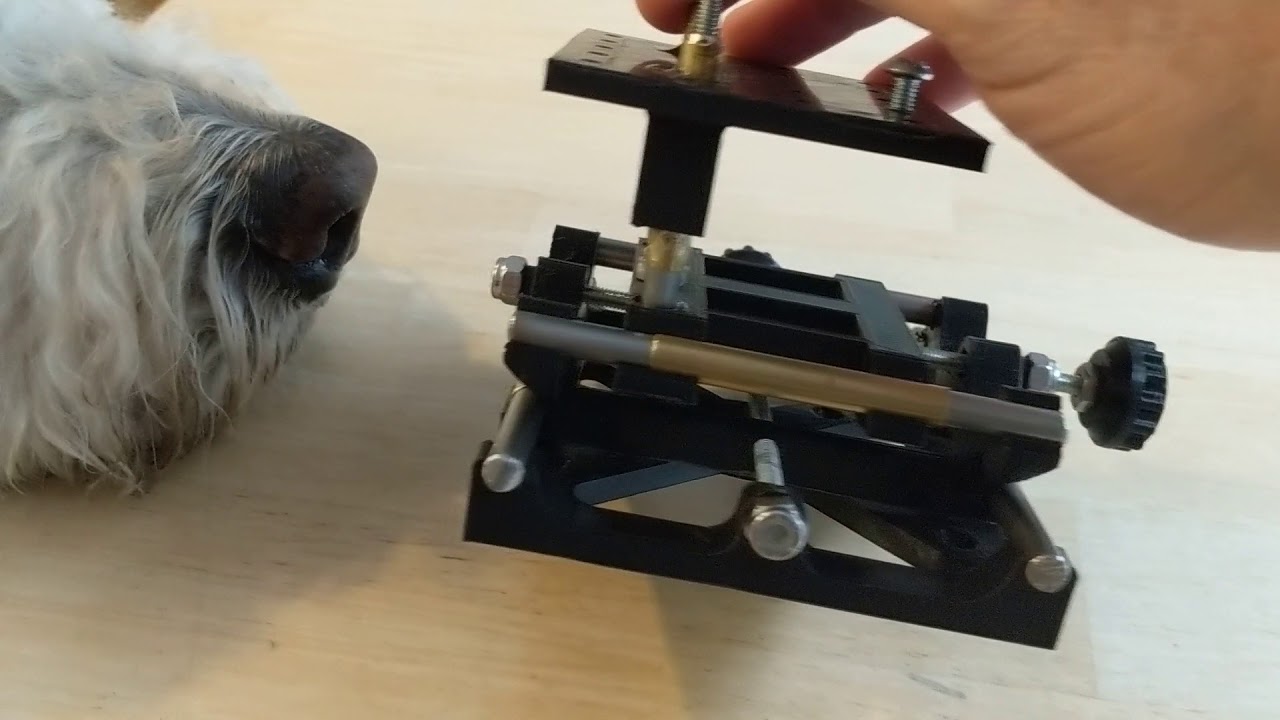 Xyz table for bath interferometer assembly - YouTube