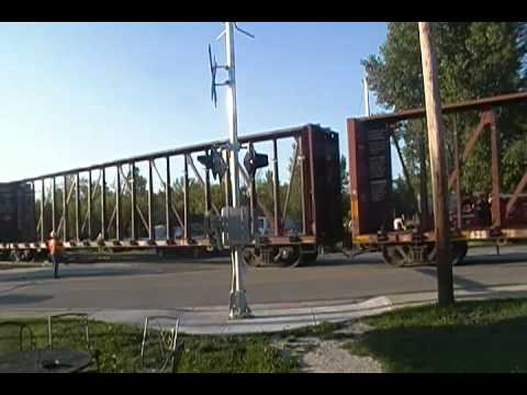 WSOR 3801, 3802, 3811 West at Main St. - YouTube
