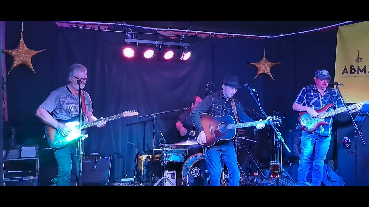 1.(Swinging Doors) James Despres At The Paysan Fri Jan 31st 2025 - YouTube