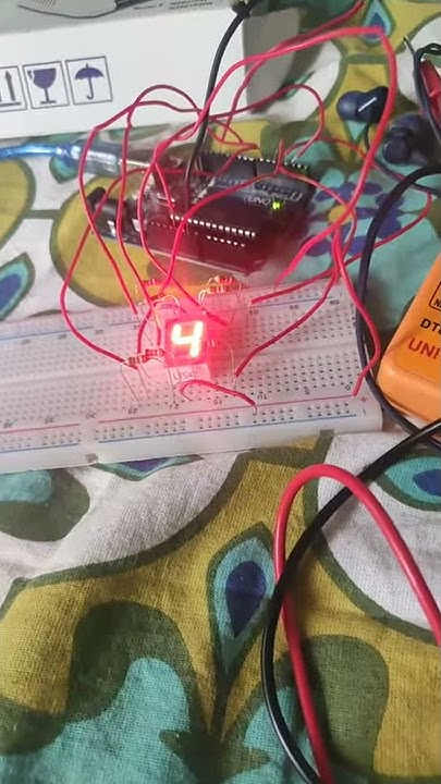 Arduino Time beep ..time bomb effect - YouTube