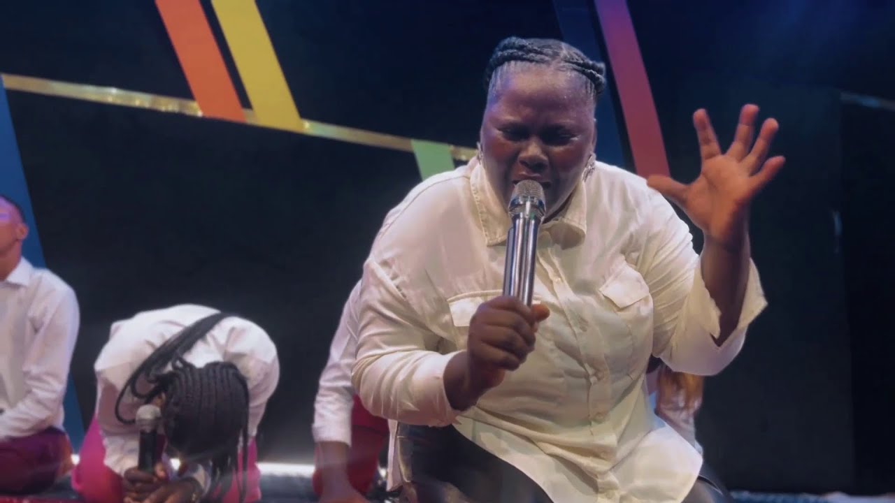 Deborah Ajayi Ministers in Deep Worship | Rejoice with Deborah Ajayi ...