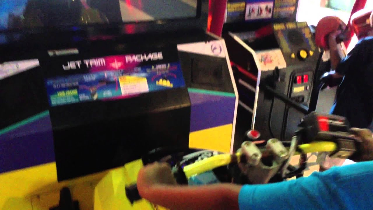 Skee Ball Wave Runner Giant Claw Machine - YouTube