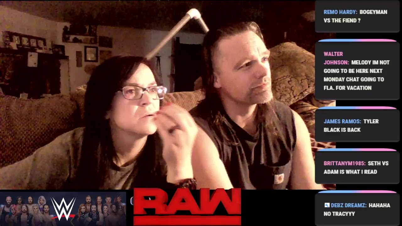 WWE MONDAY NIGHT RAW (Live Chats) - YouTube