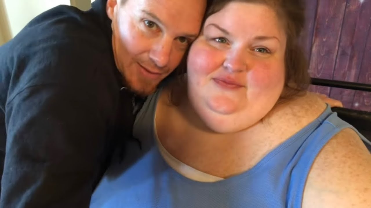 JENNIFER GWEN ANN SUBWAY MUKBANG GUYS! #mukbang #subway #vlogger # ...