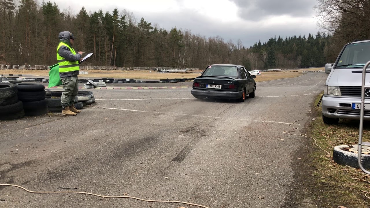 Rally Stage Písek I 2018 - Ford Sierra DOHC start - YouTube