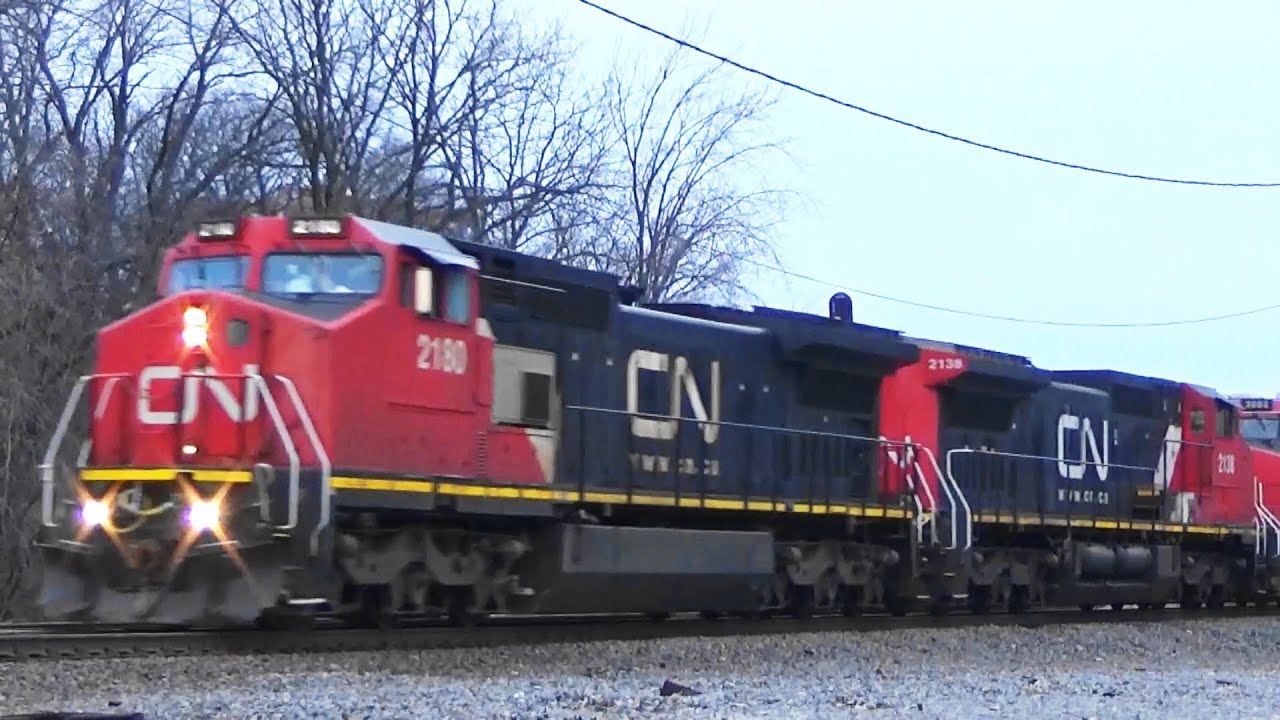 CN 2180 Leads a Freight, West Chicago, IL, 11/24/19 - YouTube