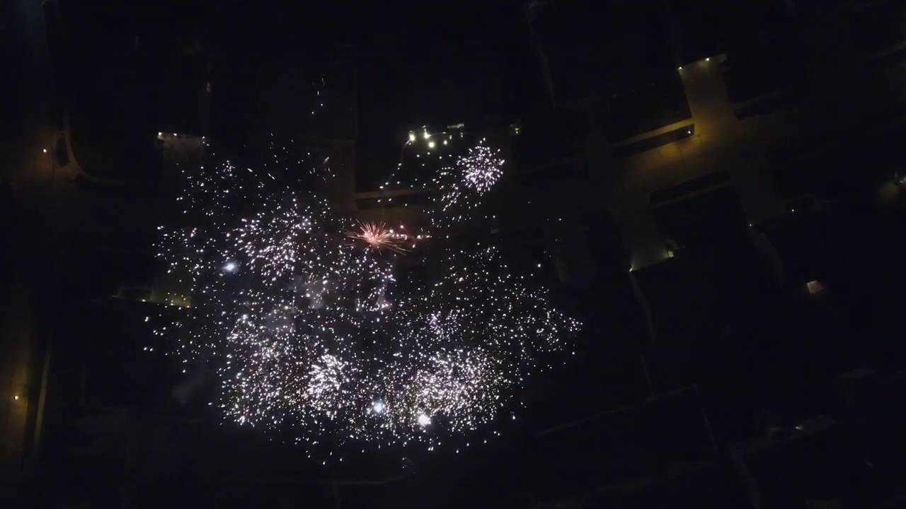 Phantom 4 Overhead Fireworks - YouTube