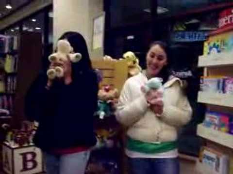 gremlin feet - YouTube