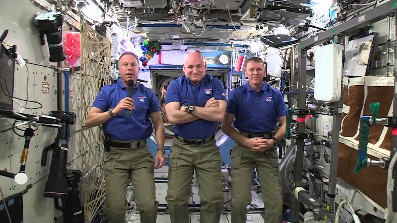 Happy New Year from the International Space Station - YouTube