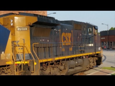 [CSXT]7811 GE CM40-8 YN3B[HTM]& 113 GE CW44AC EFS Leads W869-05 Empty Dodx Flat Cars Train In ...