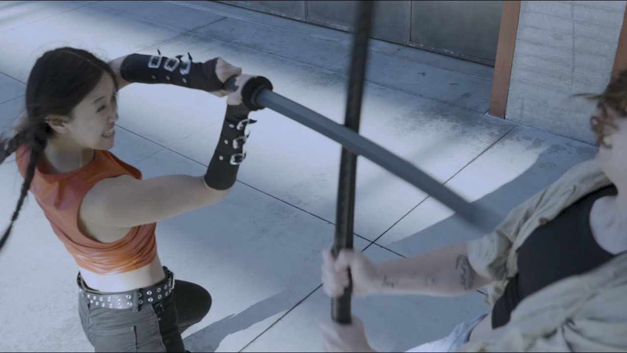 Eille vs Emily Sword Fight Practice - YouTube