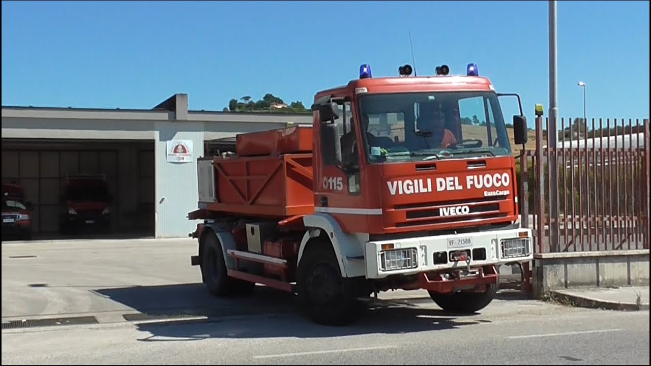 APS Stralis & ACT EuroCargo VVF di Senigallia in Emergenza / Italian ...
