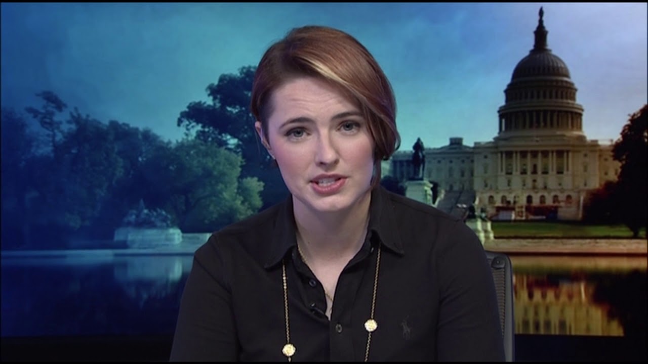EWTN Bookmark with Aurora Griffin - YouTube
