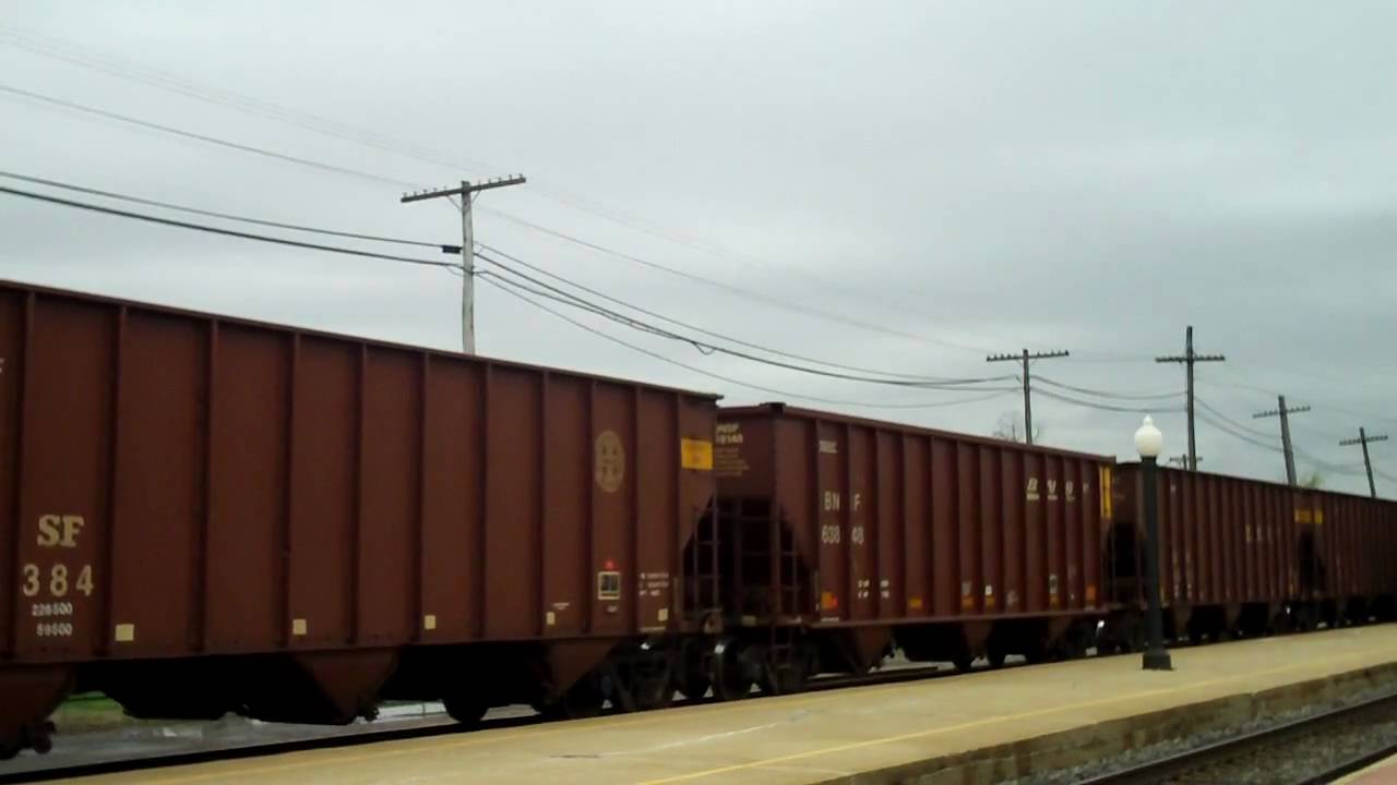 BNSF 5518 Iron Ore Train - YouTube