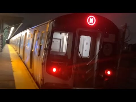 4 car R160 M trains from metropolitan ave to Essex street weekend ...