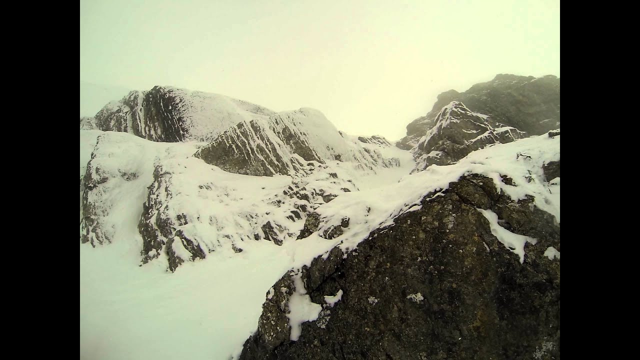 Les hauts fort brouillard - YouTube