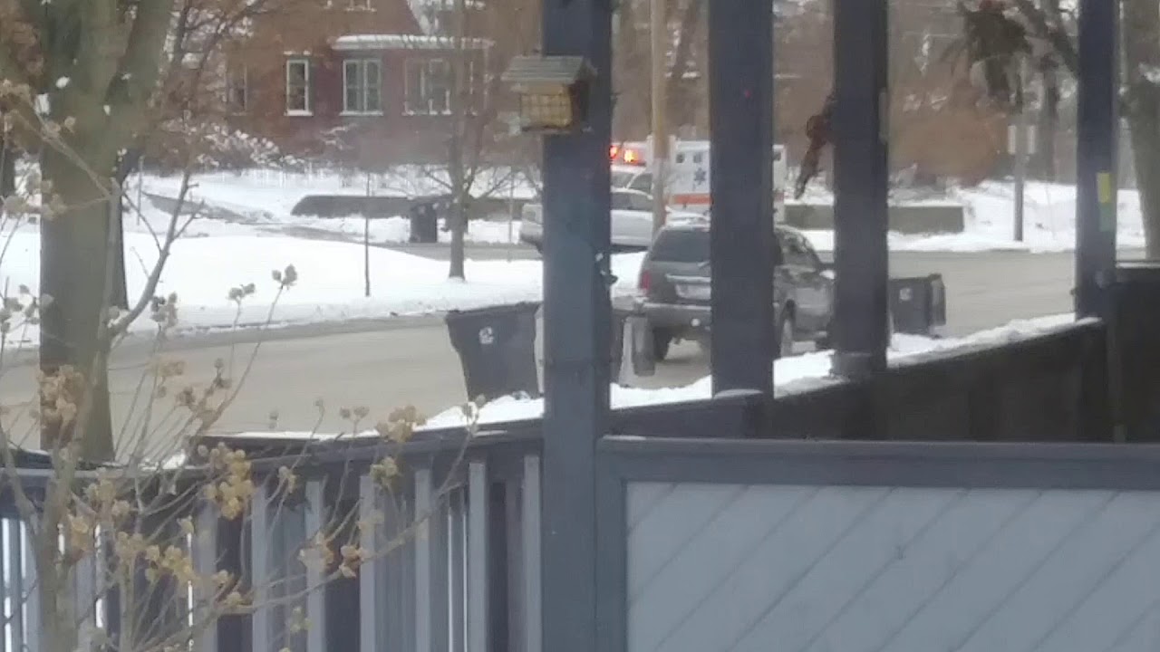 Bell Ambulance 412 Responding - YouTube