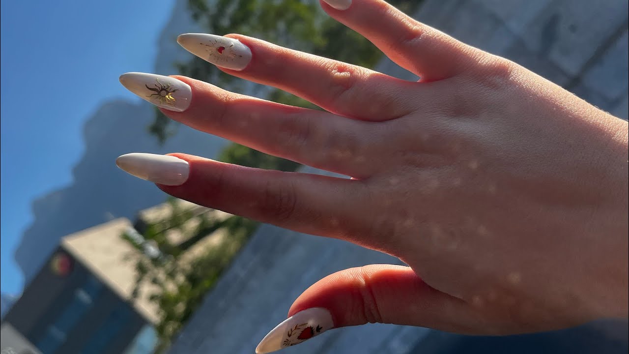 Maria Edith is live! - YouTube