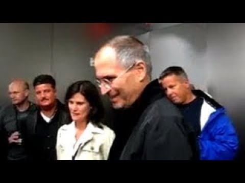 Steve Jobs jokingly refuses to sign an autograph to man in wheelchair ...