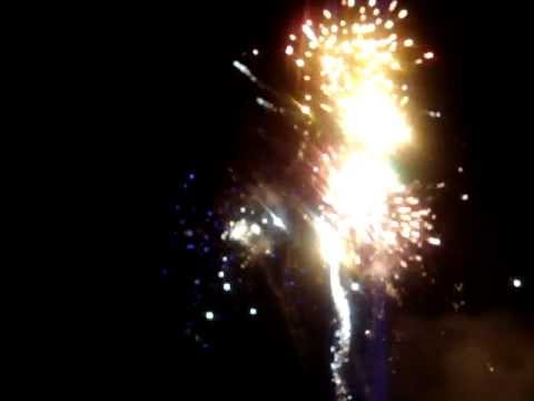 Fireworks Villa Arevalo Fiesta 2012 (1) - YouTube