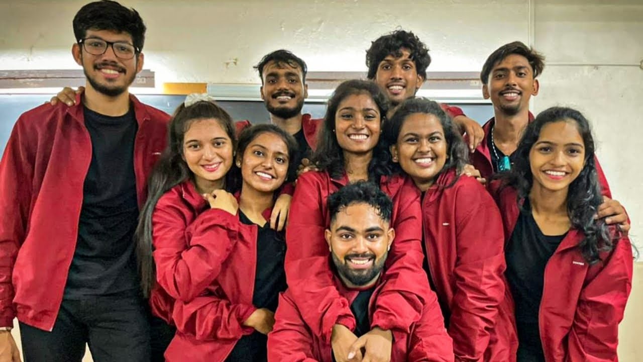 TEAM DMANIAX SDMCET FIESTA 2K21 Runners - YouTube