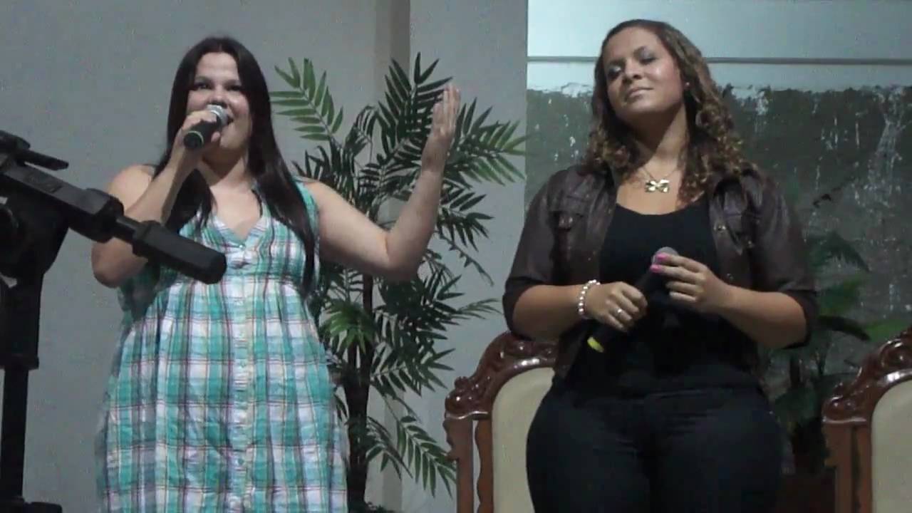 Amanda Neuman & Aline Tirza cantando 'Te Louvarei' - Caruaru/PE - YouTube