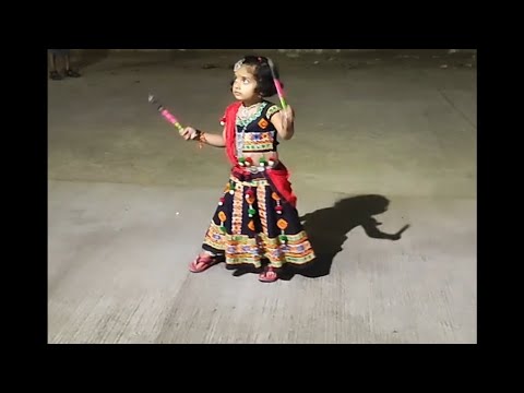 Navratri dance competition 2023 ll on the spot prisha's first dance 😄 ll best performance - YouTube