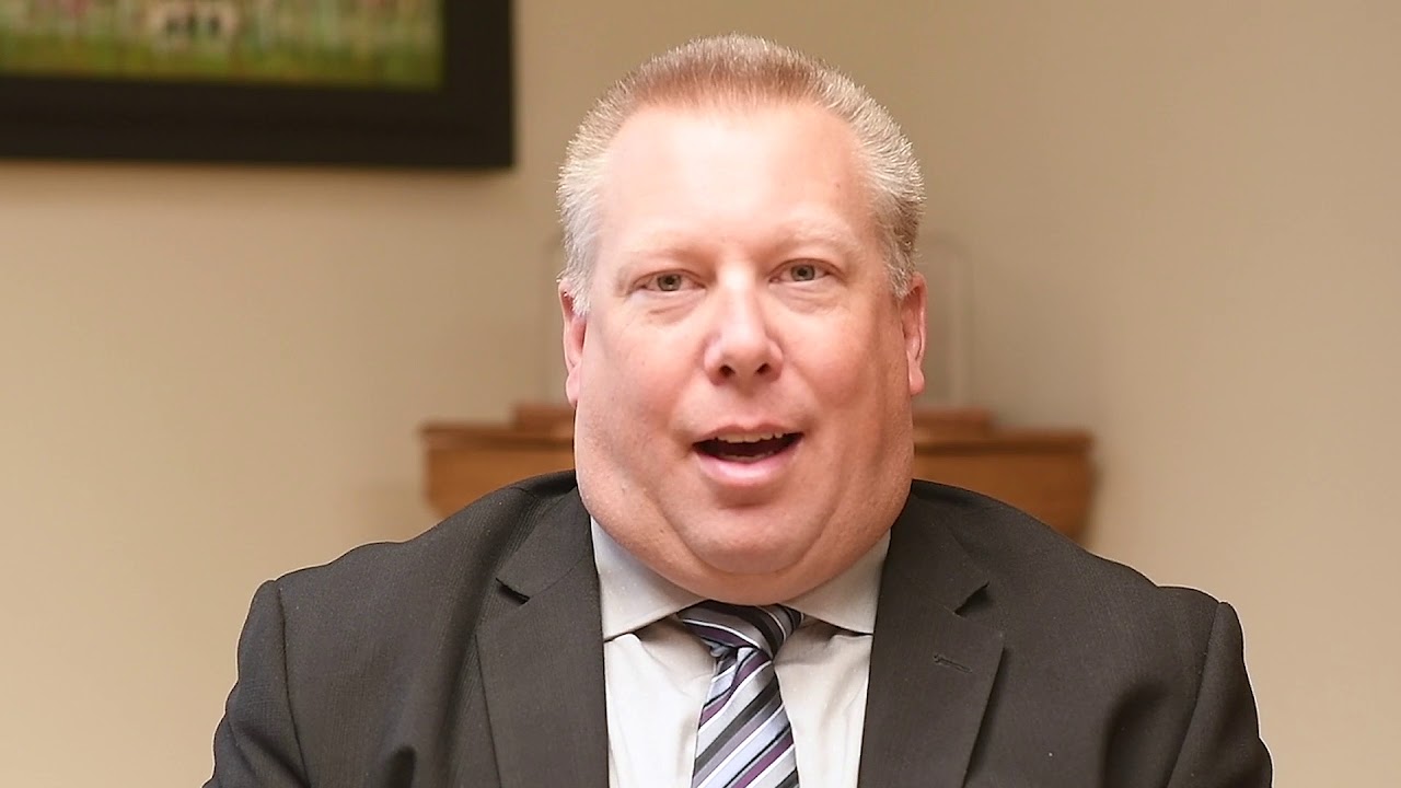 Minister Makowsky's Multicultural Superhero - YouTube