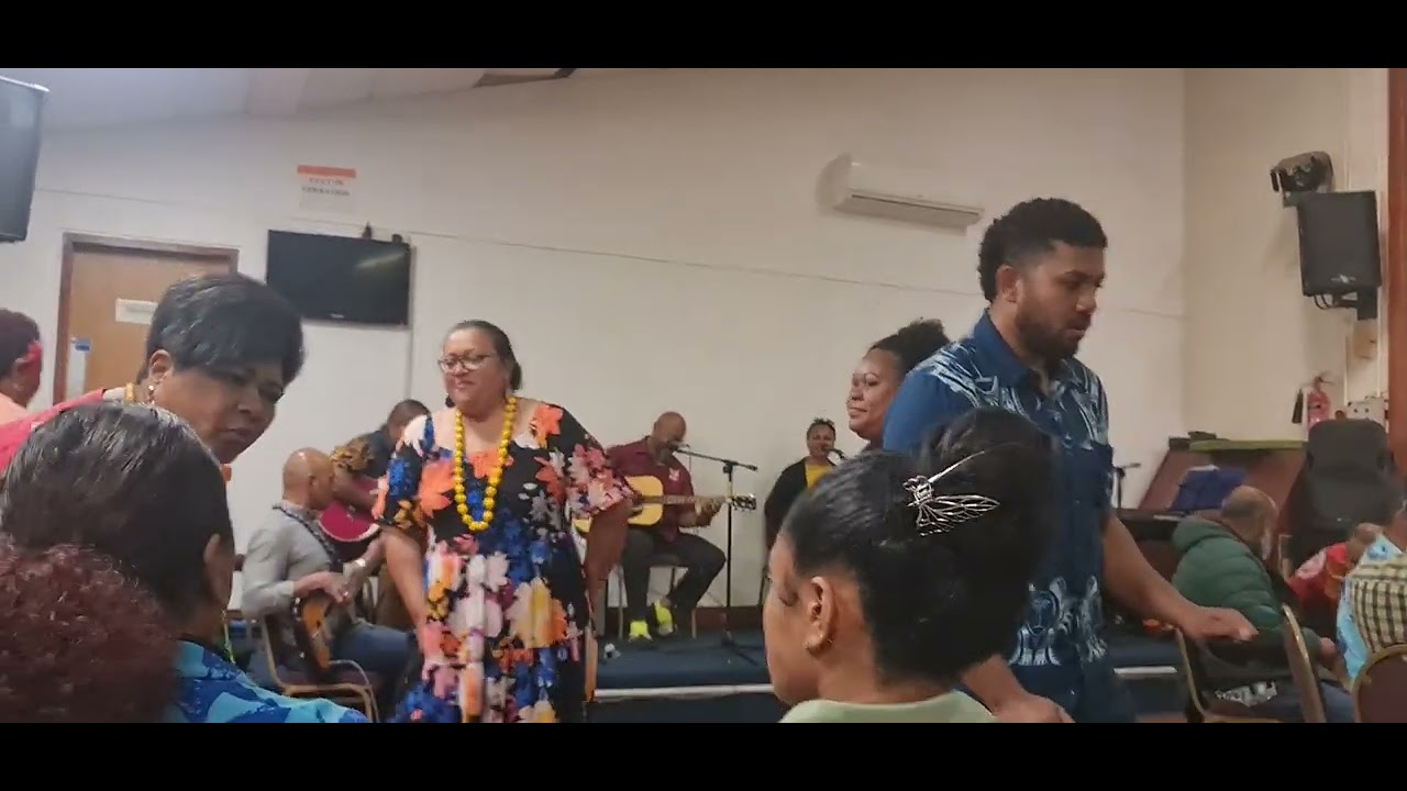 Geogina Ledua - Isa Bau Laga Mai - YouTube