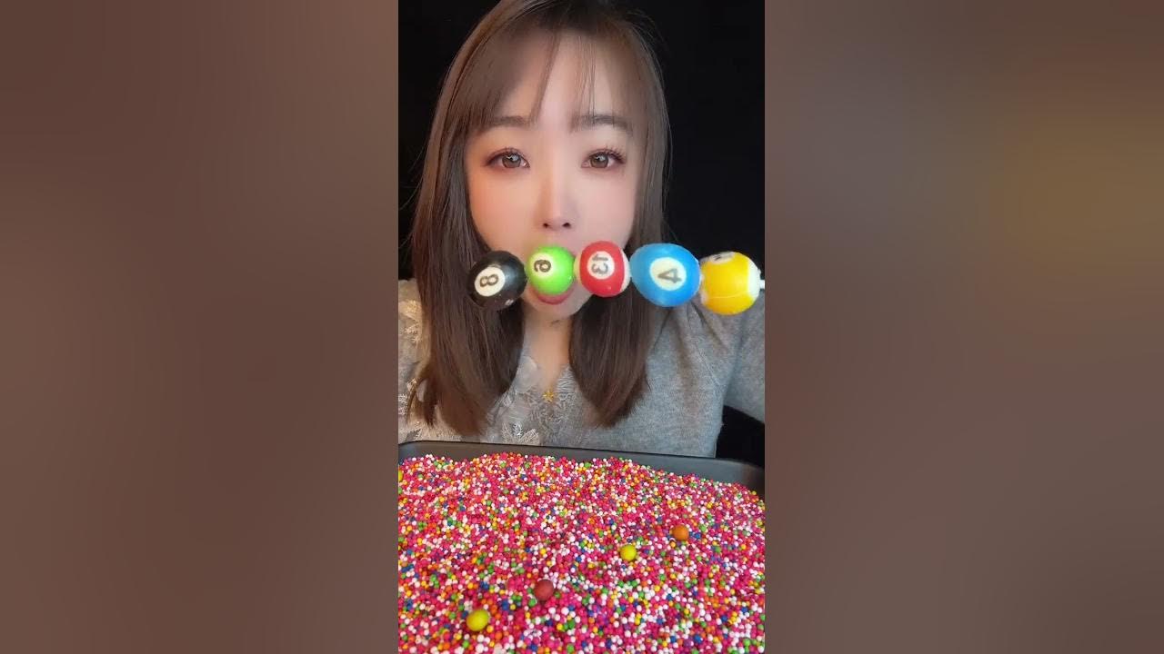 Content inspired search Douyin warm winter food season Drinking and broadcasting voice control F ...