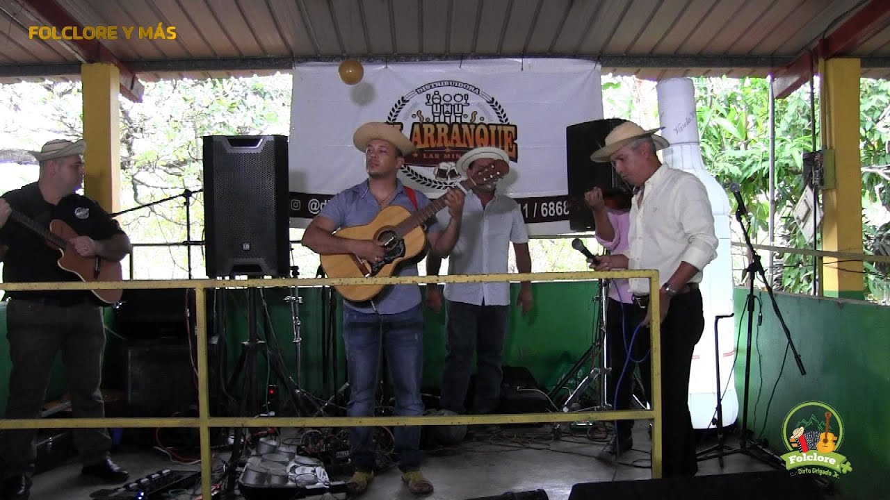 CANTADERA GALLINA FIESTA DE RICHARD RODRIGUEZ - YouTube