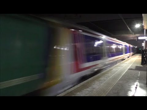 Network Southeast Livery 465908 hauled by GBRf 66780 at Welham Green 15 ...