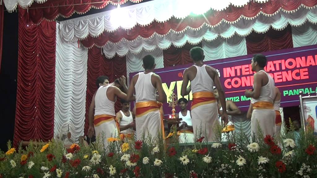 Parichamuttu Kali by St. John's OCYM Pampady - YouTube