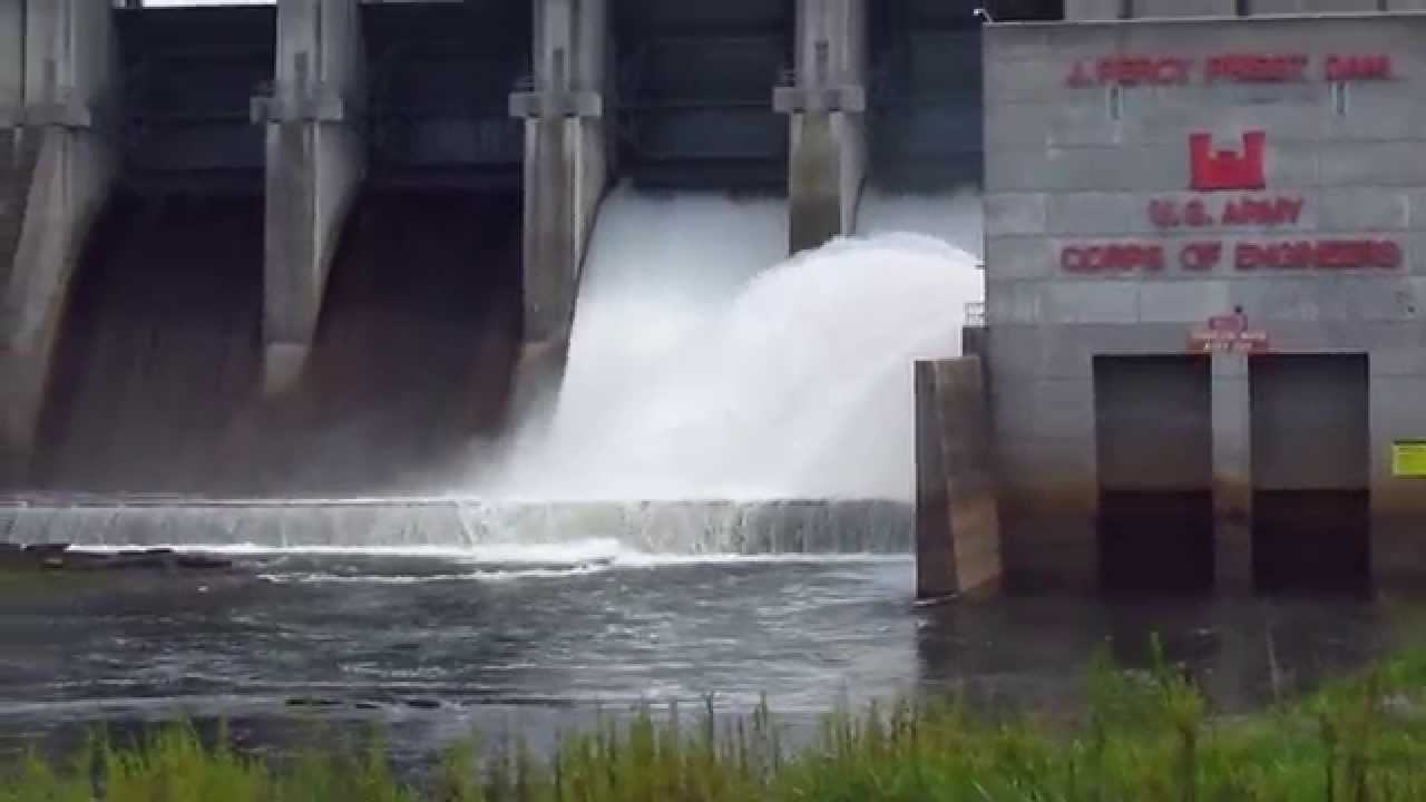 Water discharge at Percy Priest Dam,Nashville Tn. - YouTube
