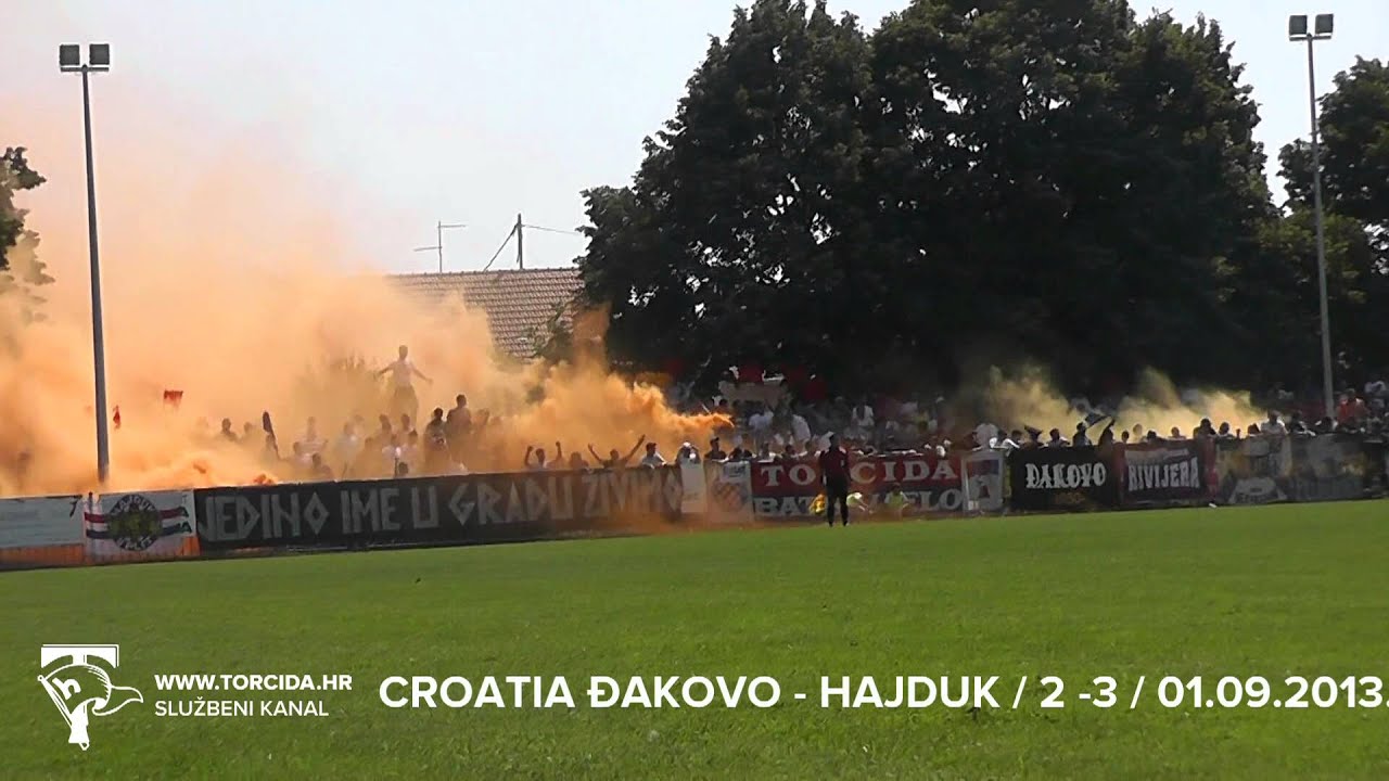Torcida Split / Croatia Đakovo - Hajduk Split 2:3 (Prijateljska ...