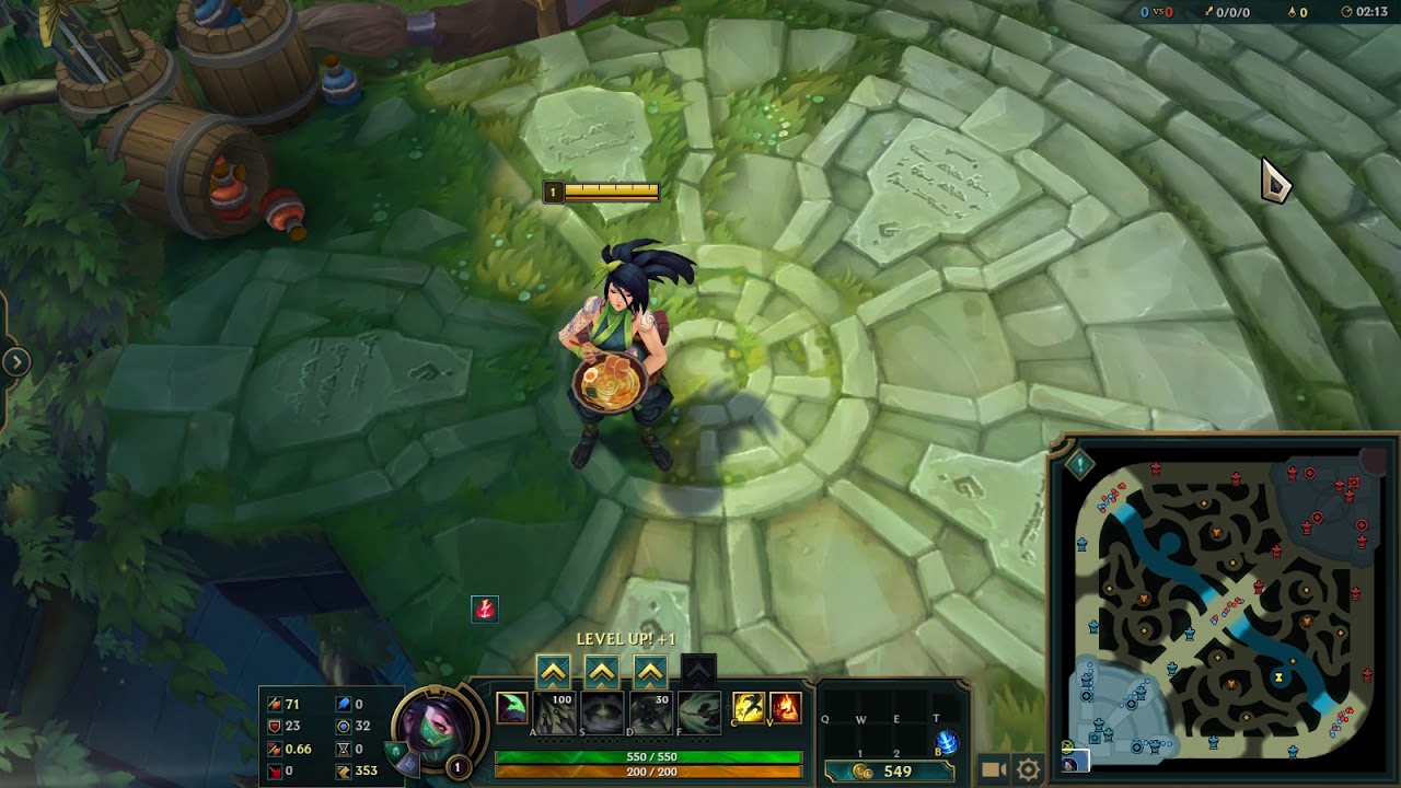 akali eating noodles - YouTube