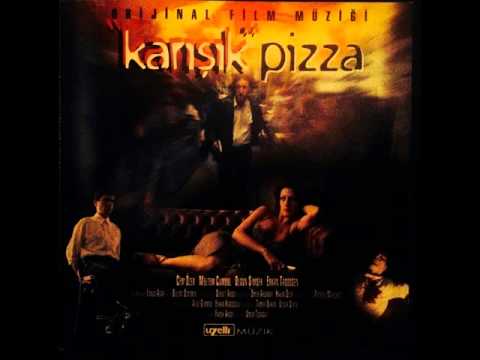 04 Sen Kimsin Güzelim - Karışık Pizza Soundtrack