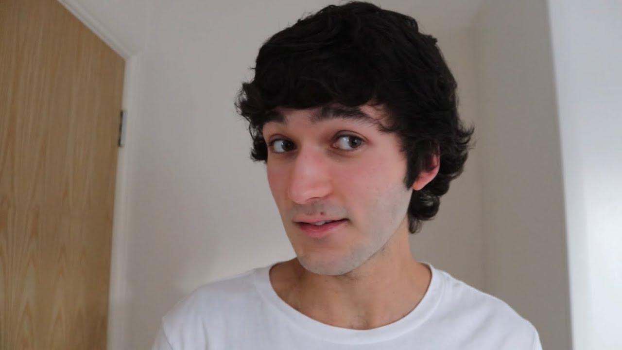 Typical masculine looks - Clean shaven to the skin! (Second time in 4 ...