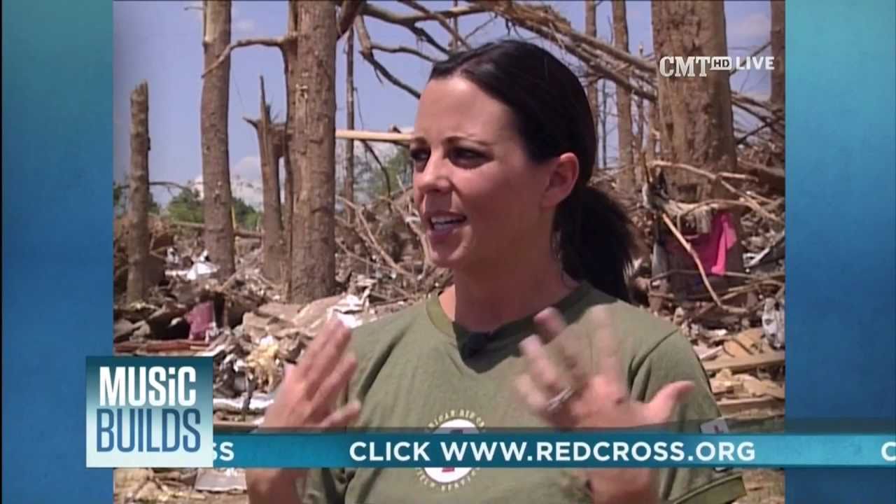 Sara Evans short interview on CMT's Red Cross special for the tornado ...