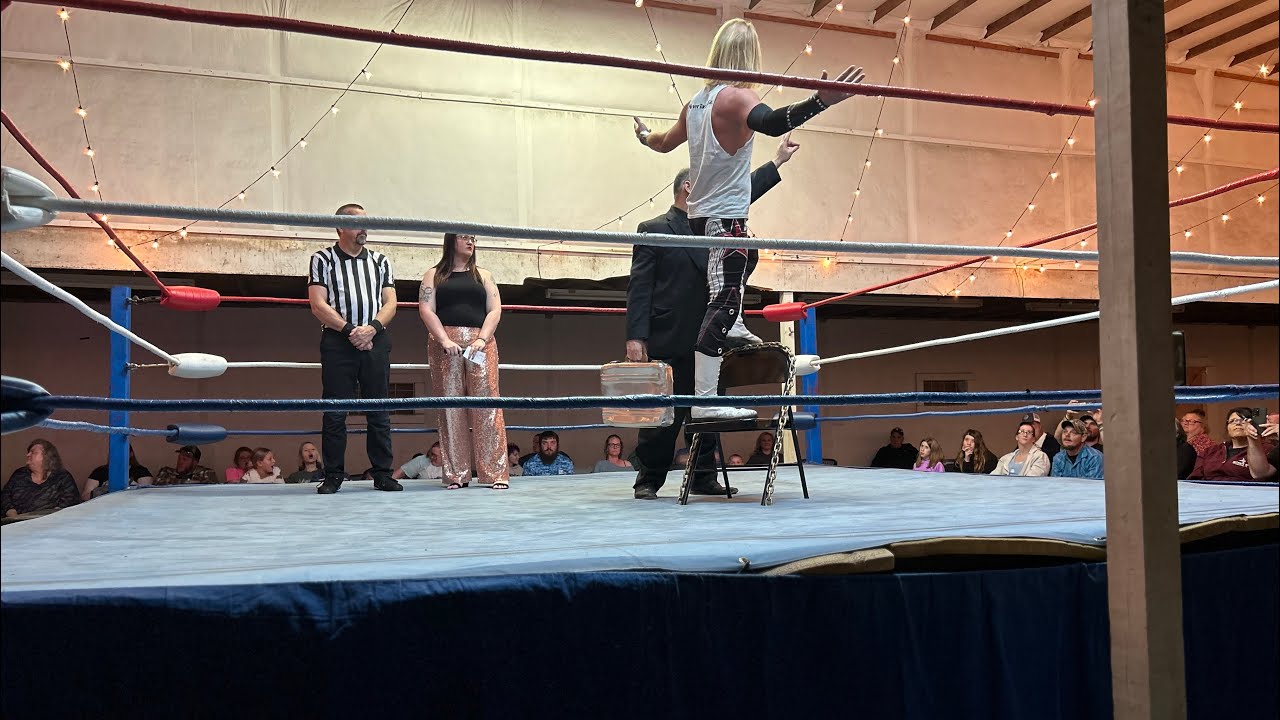 Flawless Jake Lawless vs. Matt Starr. - YouTube
